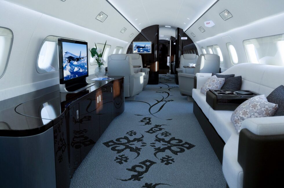 Embraer Lineage 1000 - Apollo Jets