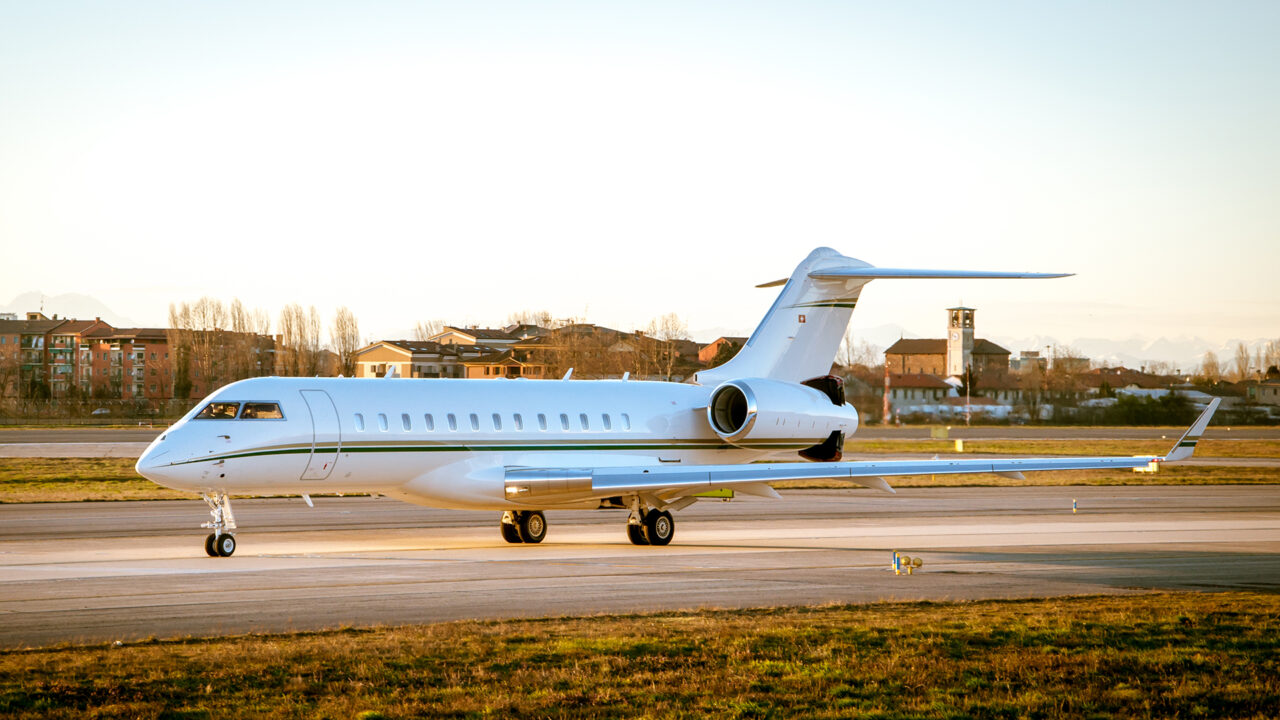 Global Express BD-700-1A10 - Apollo Jets
